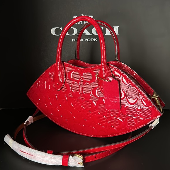 Coach | Bags | Nwt Coach Runway Lip Kiss Bag Signature Leather Red ...